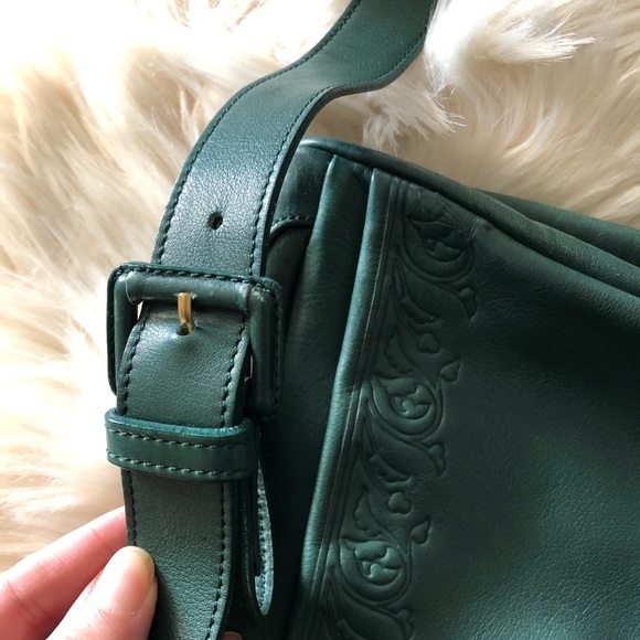 Luana | Bags | Vintage Luana Green Leather Hobo Style Shoulder Bag ...